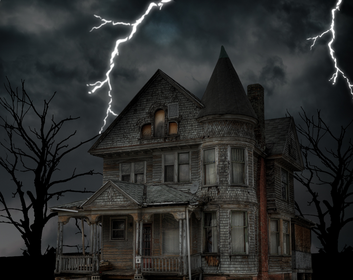 Social Theory and The Haunted House | The Books of Daniel